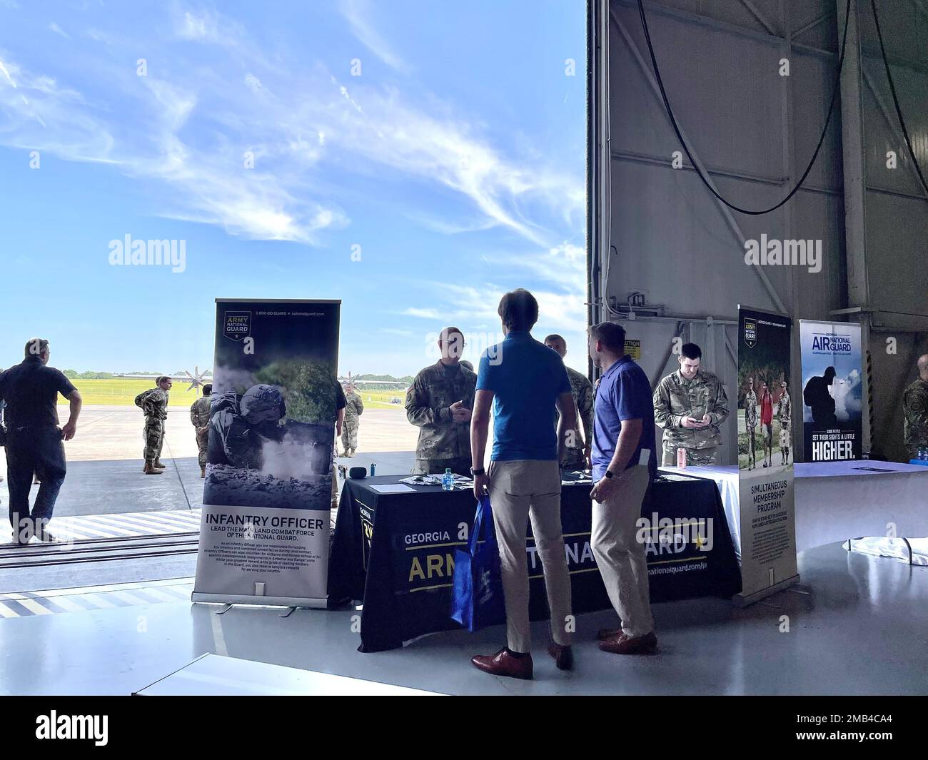 Recruiters from the Georgia Army National Guard talk with students ...
