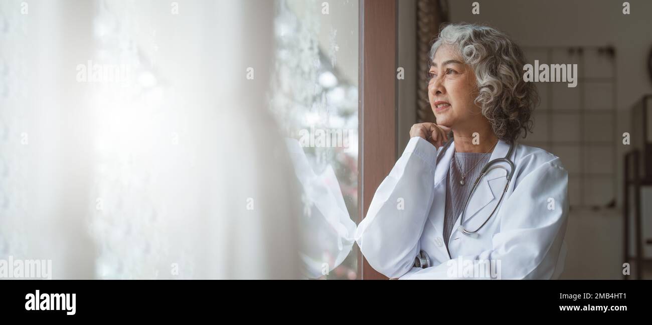 Doctor having conversation with patient while discussing explaining ...