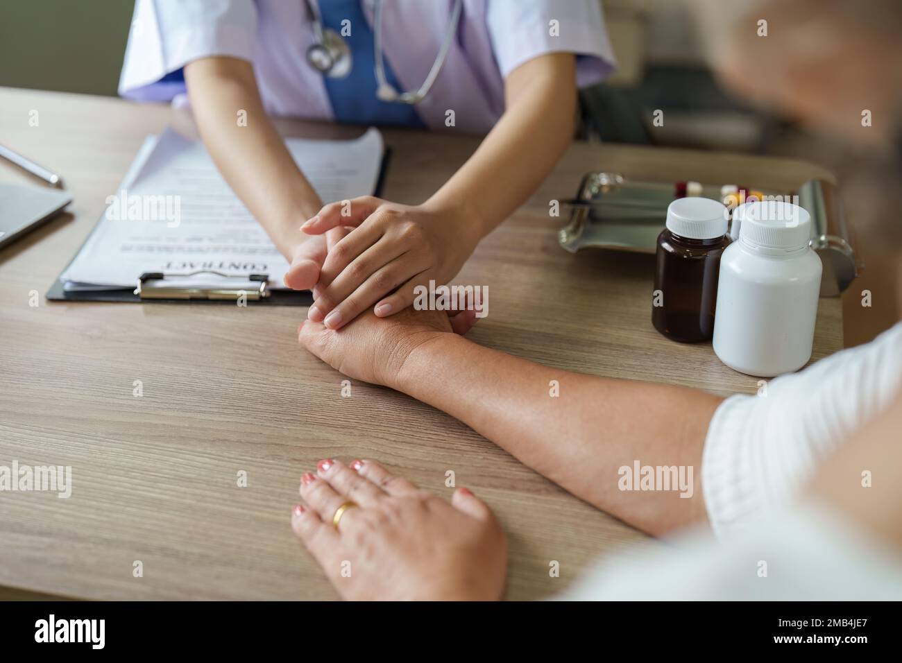 Sick elderly person with family hi-res stock photography and images - Alamy
