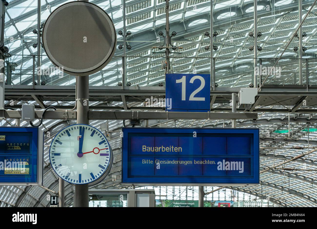 Berlin Central Station, blue display board on the platform, Berlin ...