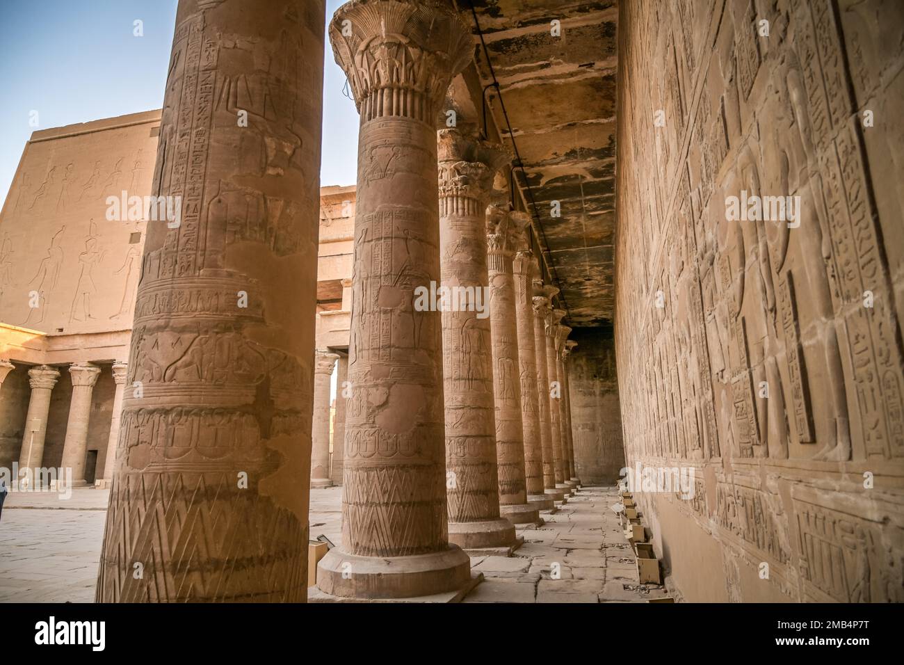 Portico, 1st courtyard, Temple of Horus, Edfu, Egypt Stock Photo - Alamy Portico, 1st courtyard, Temple of Horus, Edfu, Egypt Stock Photo - Alamy