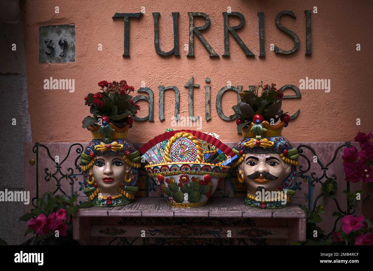Ceramic art, souvenirs, Turrisi antique, Taormina, Sicily, Italy Stock ...