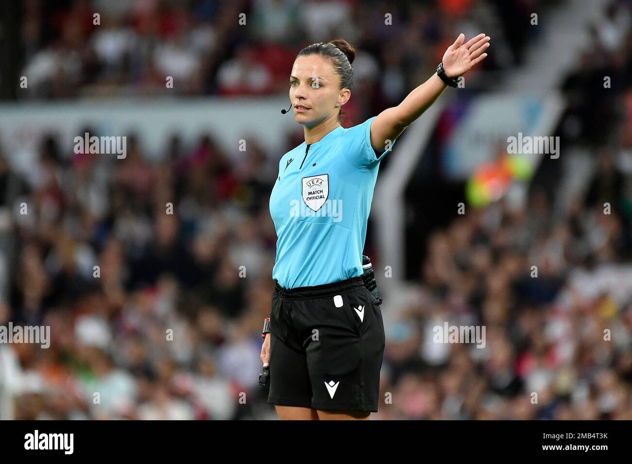 Referee Marta Huerta De Aza gestures during the Women Euro 2022 soccer ...