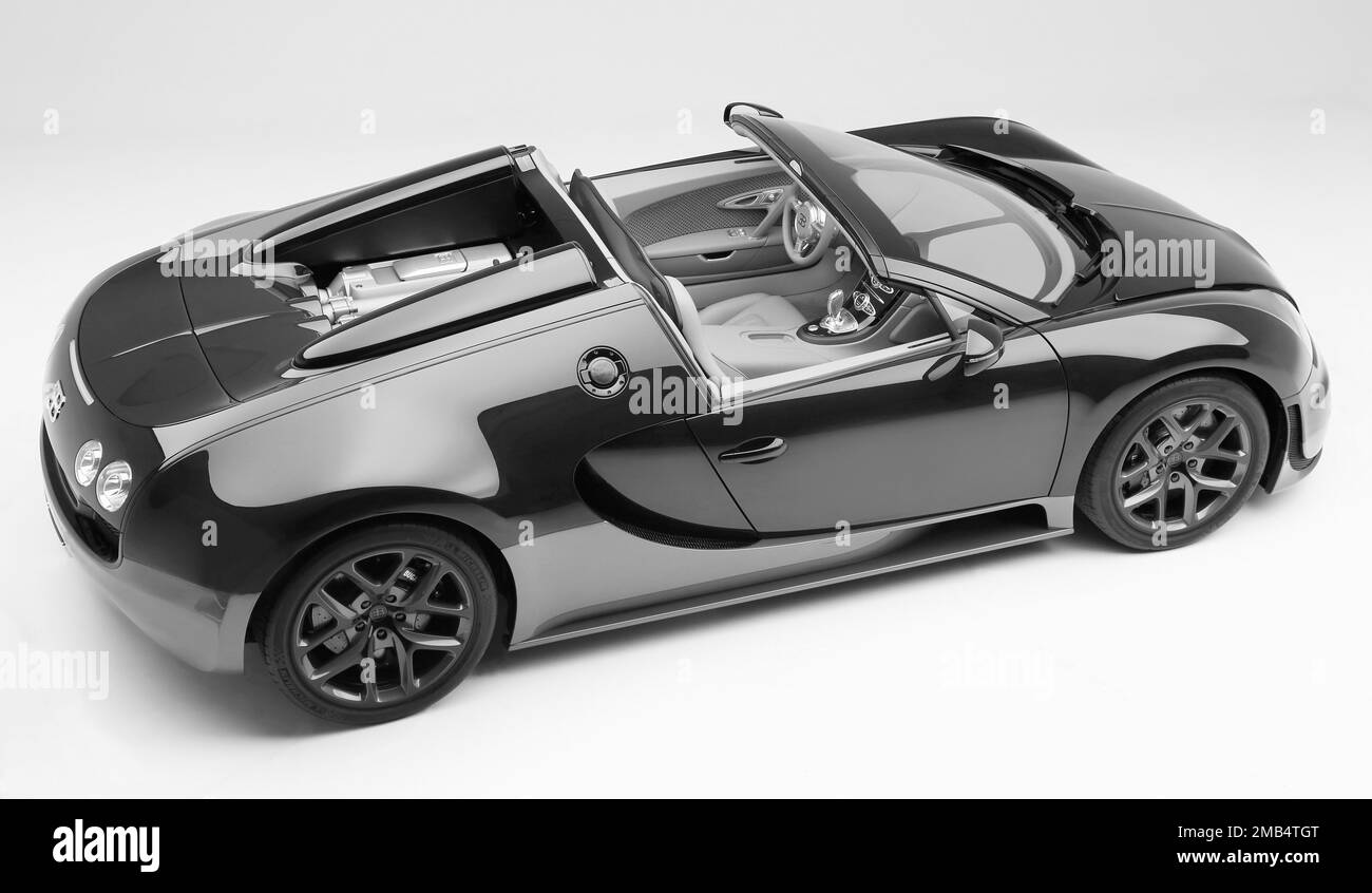 Sports car special model Rembrandt Bugatti from the series Les Legendes ...