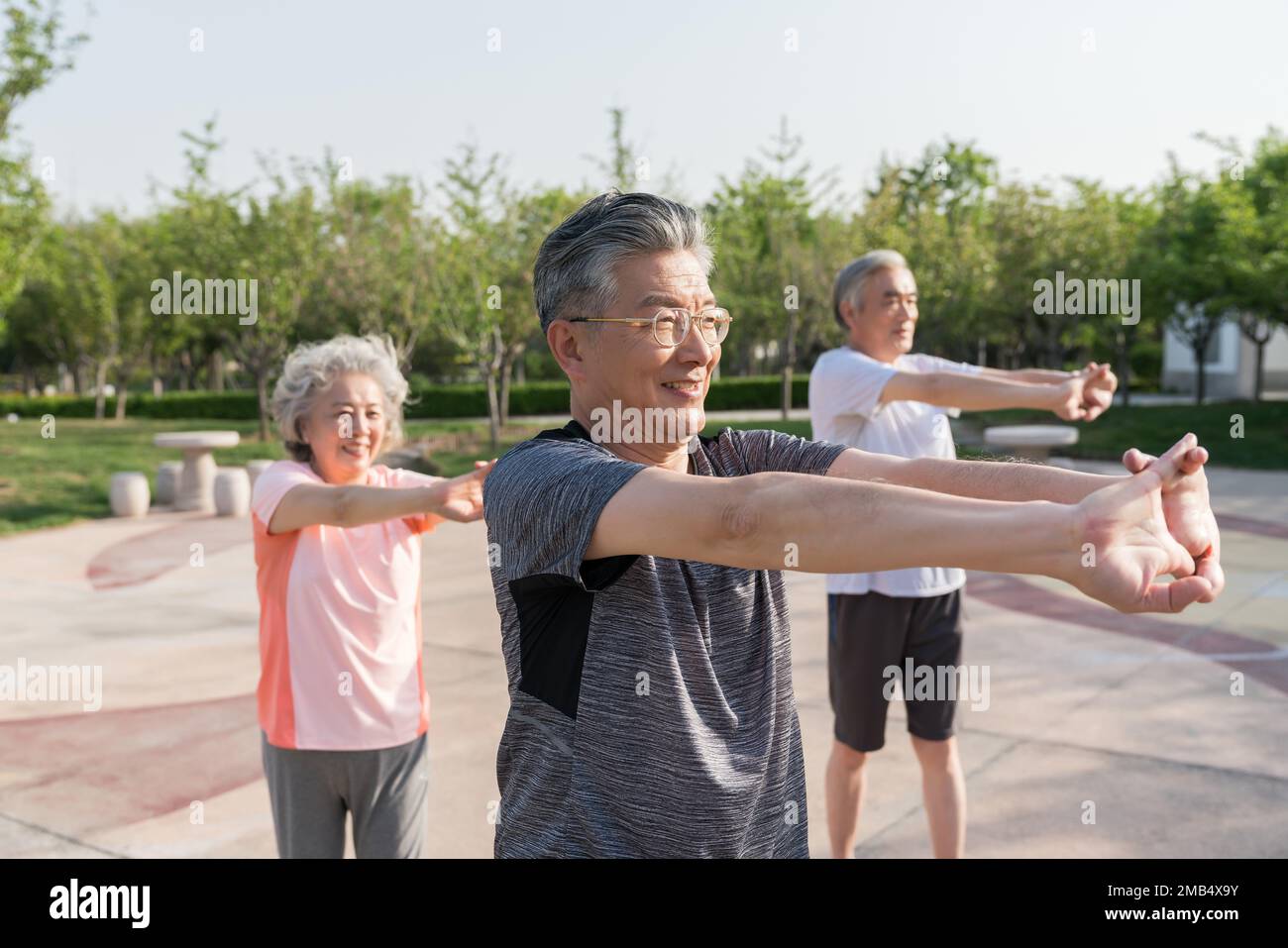 Elderly couples health movement Stock Photo - Alamy