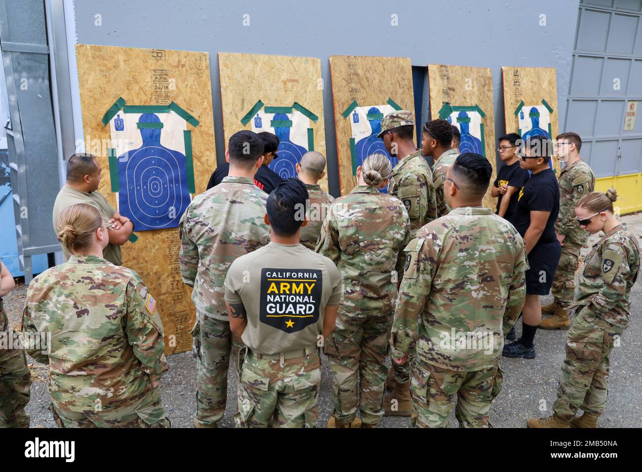 Soldiers from the 870th Military Police Company conduct nonlethal ...