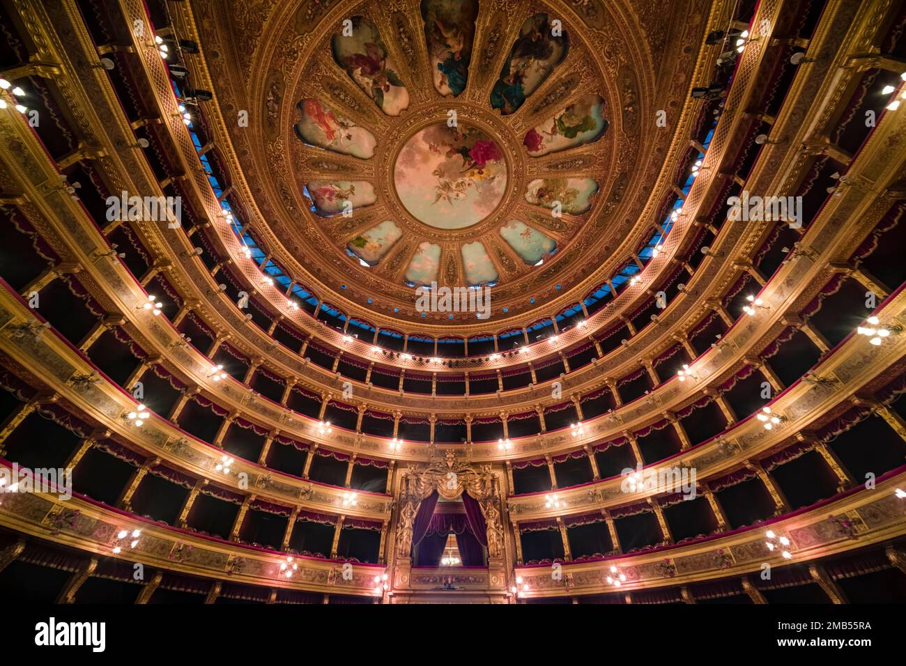 Palermo massimo vittorio emanuele hi-res stock photography and images ...