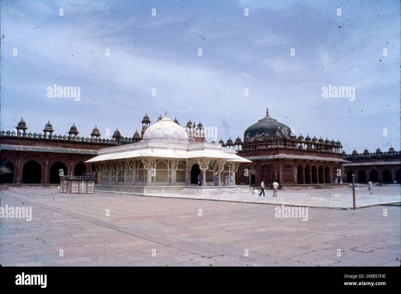 Dargah of Hzrt Saleem Chisti, Fatehpur Sikri: Salim Chishti was a Sufi ...