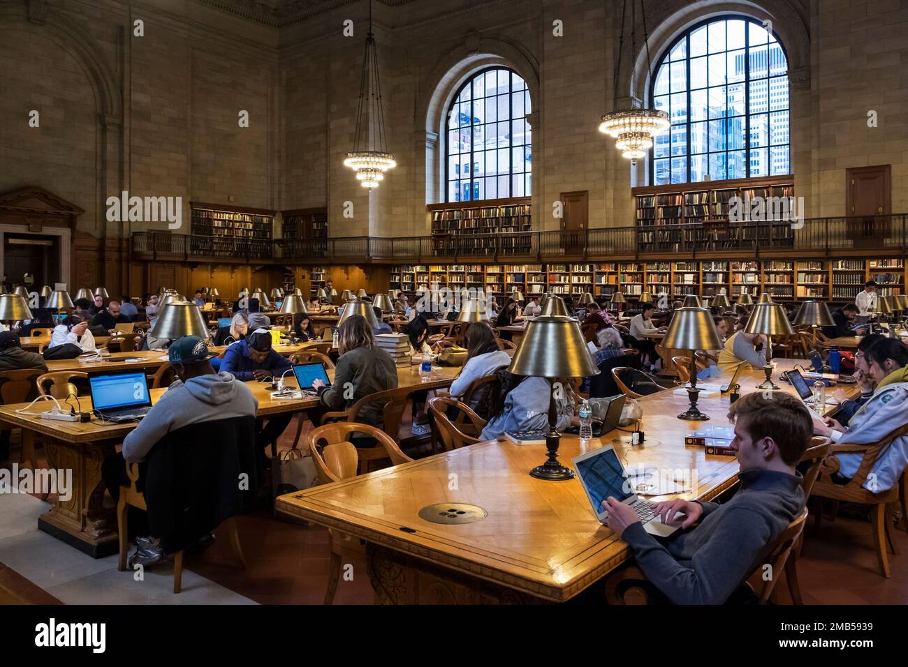 People studying in the New York Public Library Stock Photo - Alamy