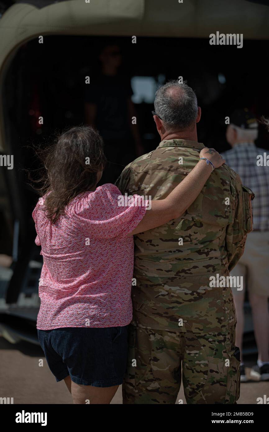 An Oklahoma National Guard Soldier with Task Force Lexington spends ...