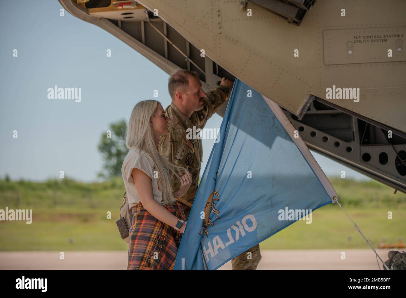 An Oklahoma National Guard Soldier with Task Force Lexington spends ...