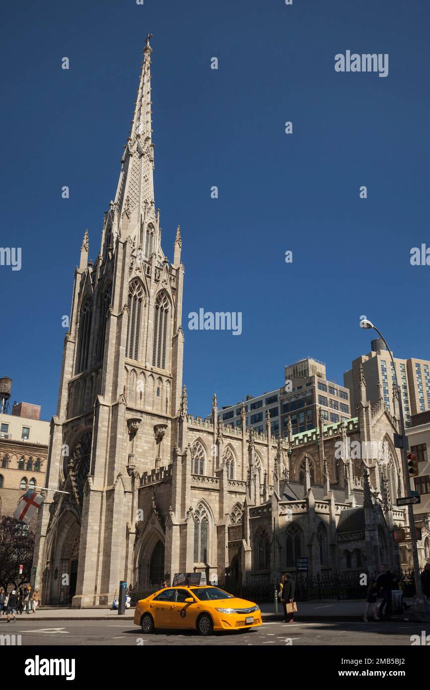 Grace Church in Broadway, New York Stock Photo - Alamy