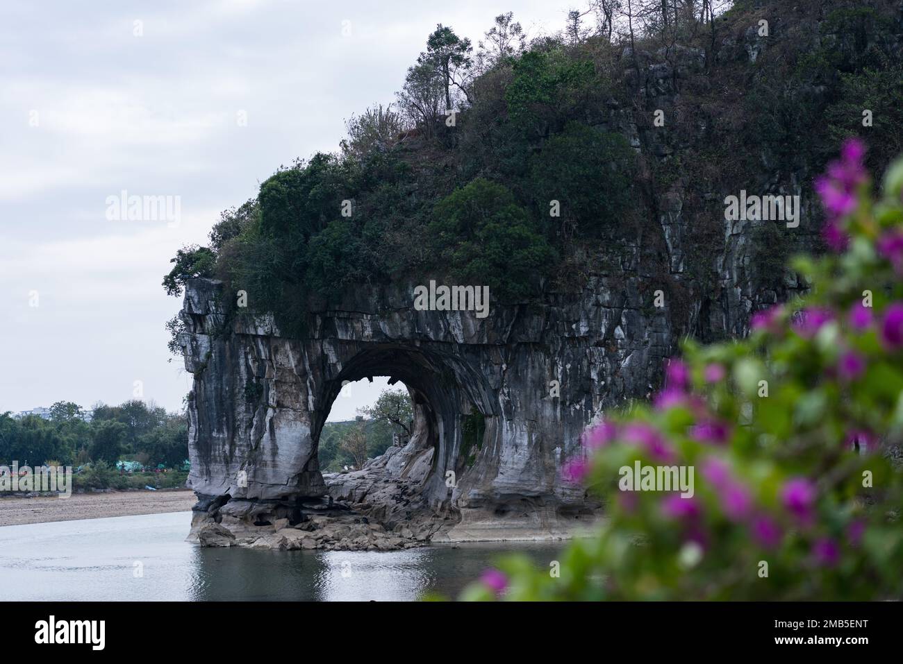 Guilin, elephant trunk hill Stock Photo - Alamy