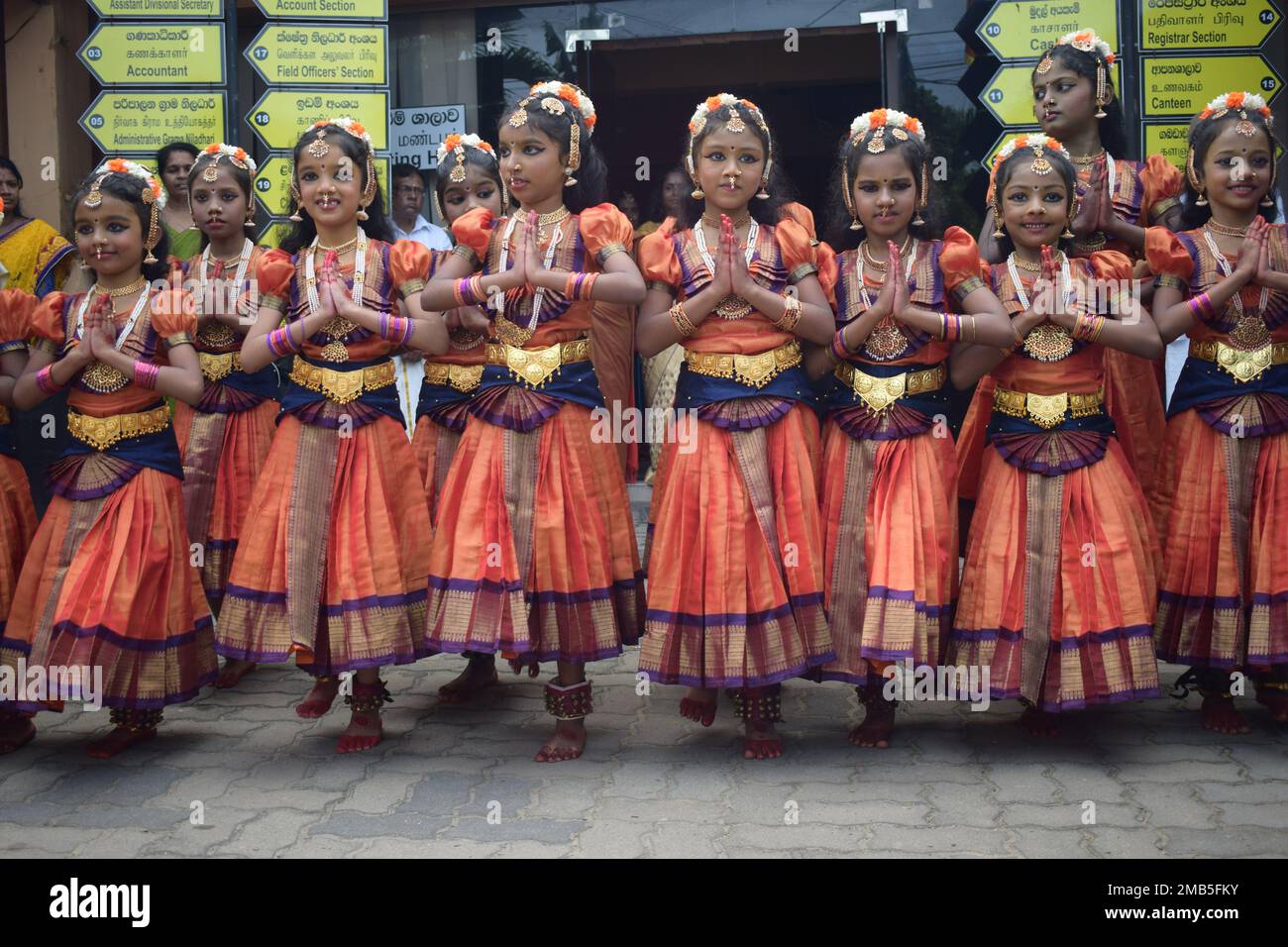 Rangoli dance hi-res stock photography and images - Alamy
