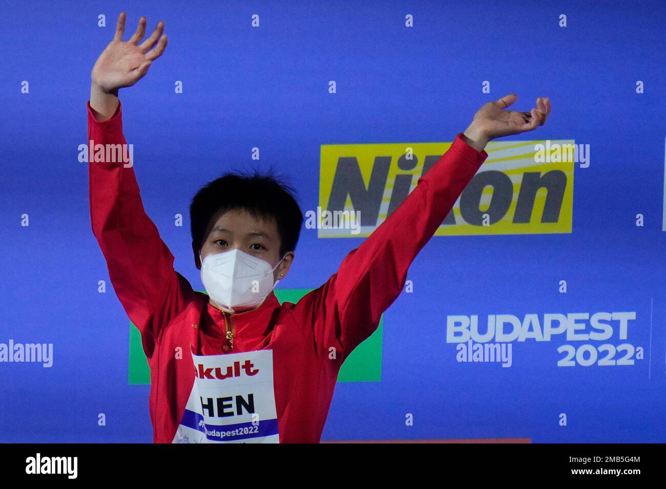 Chen Yiwen of China celebrates after winning the women's diving 3m ...