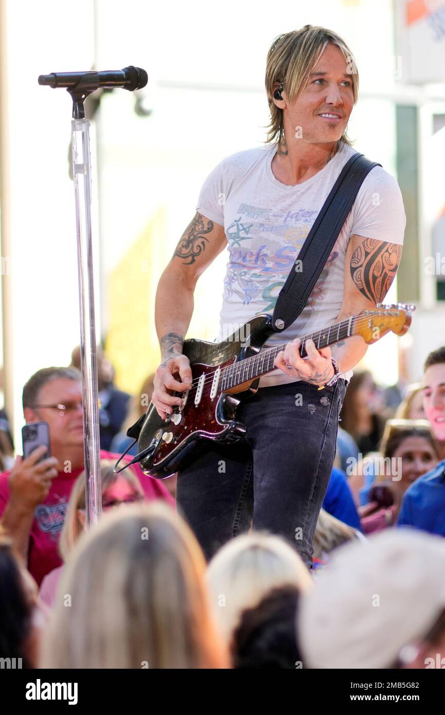 Keith Urban performs on NBC's Today show at Rockefeller Plaza on ...