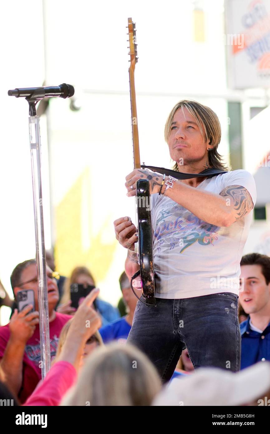 Keith Urban performs on NBC's Today show at Rockefeller Plaza on ...