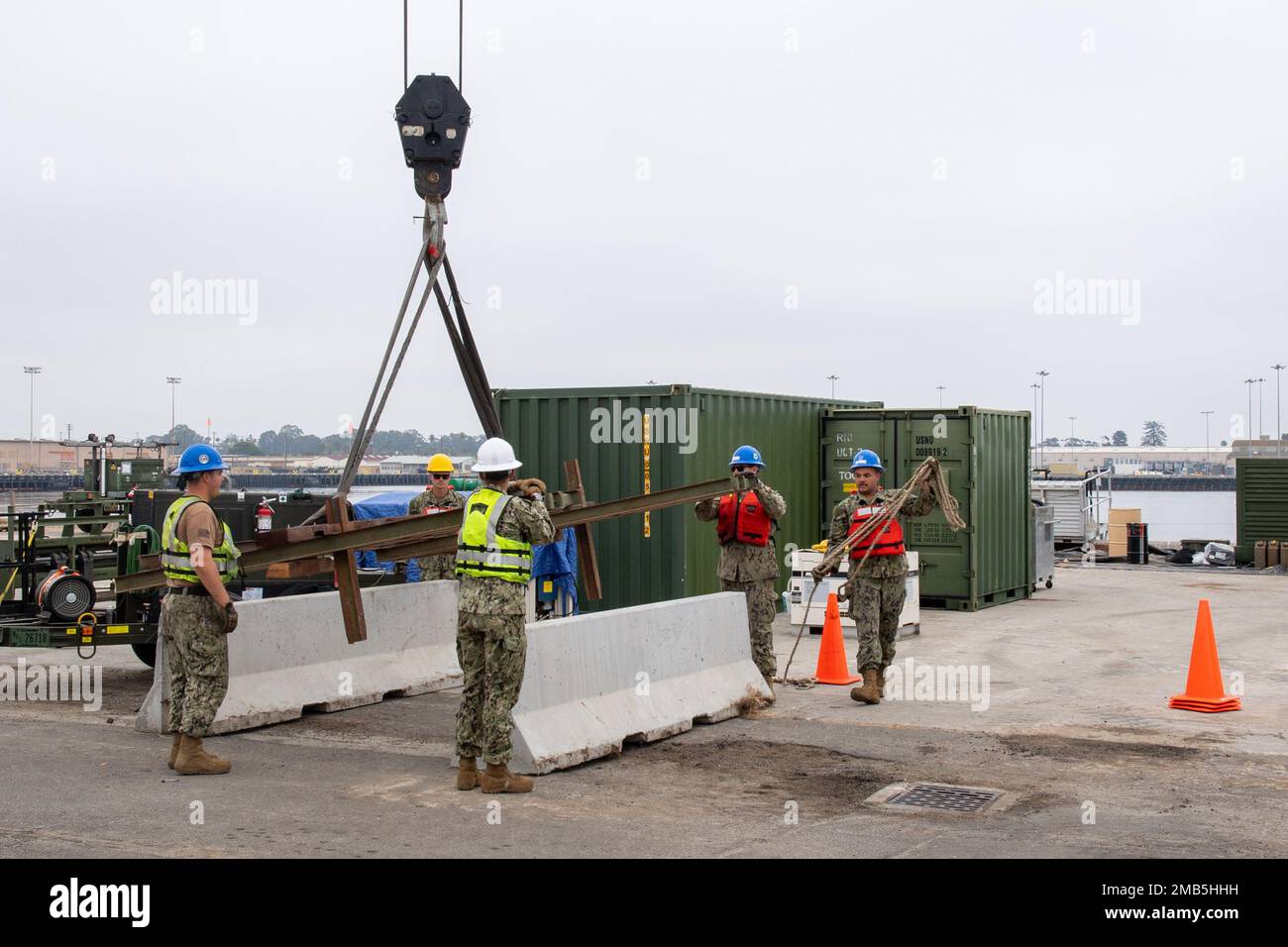 220612-N-PG340-1004 NAVAL BASE VENTURA COUNTY, Calif. (June 12, 2022) U ...