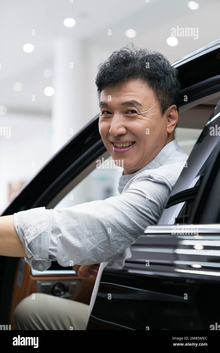 Old man images by graphics hi-res stock photography and images - Alamy