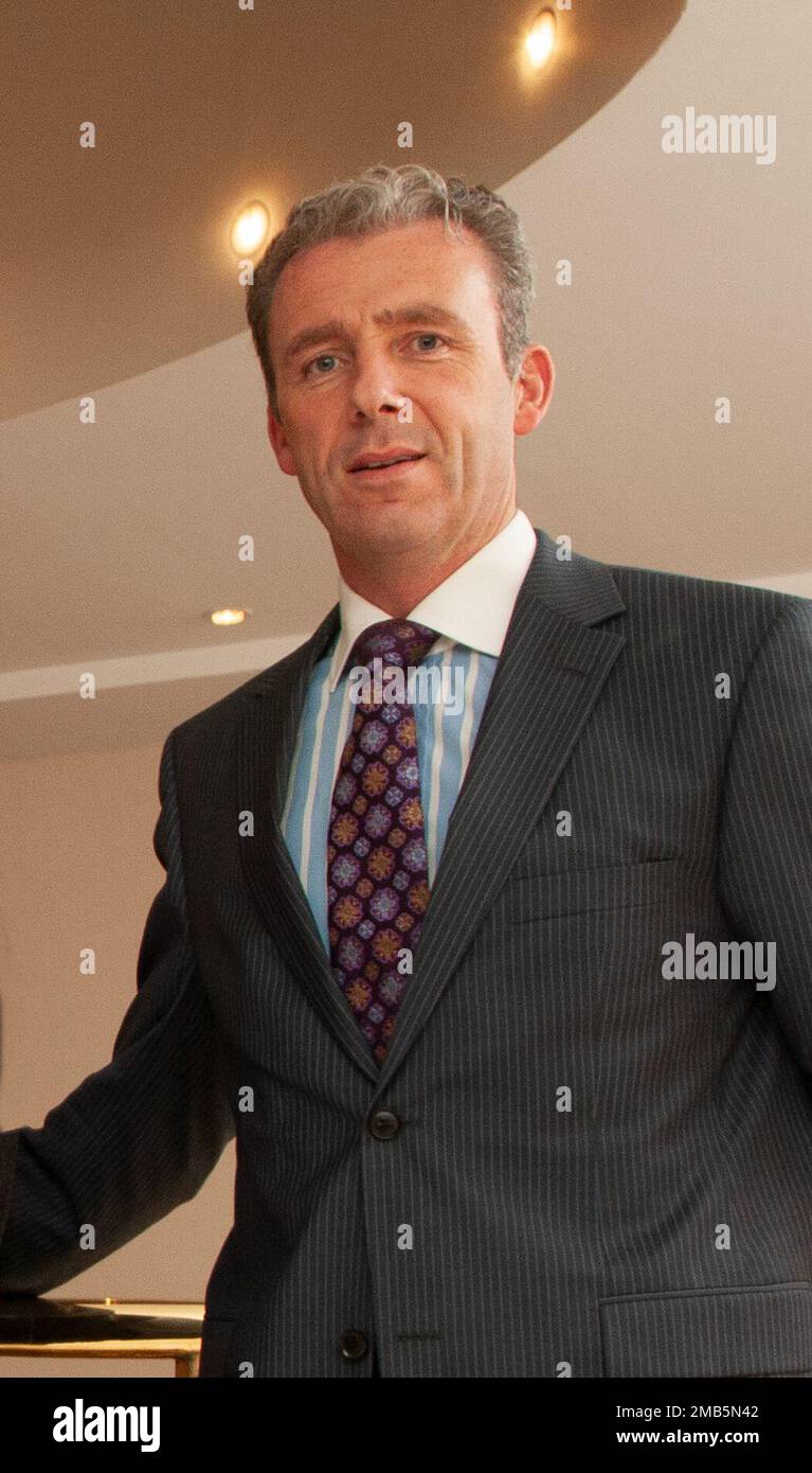 Transporteur Michael Stone 340 Tons Of Art To Rock L.A. : NPR