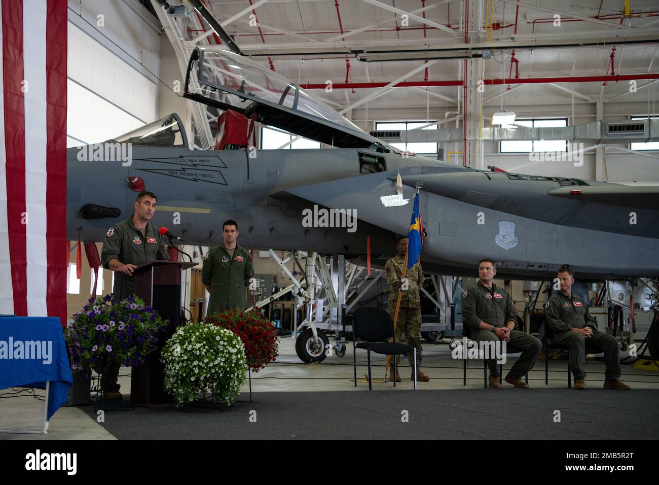 104th fighter wing change of command hi-res stock photography and ...