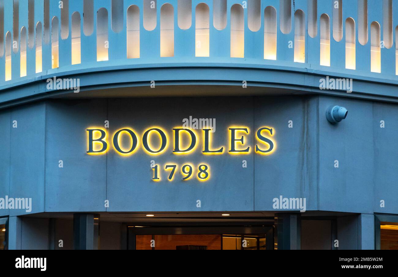 Boodles Liverpool, luxury jewellery and engagement rings Stock Photo ...