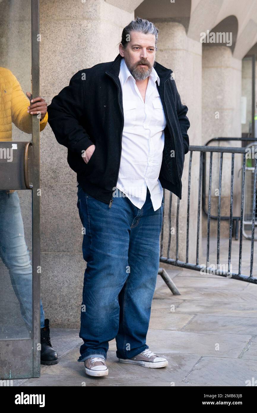 The crown netflix 2023 hi-res stock photography and images - Alamy