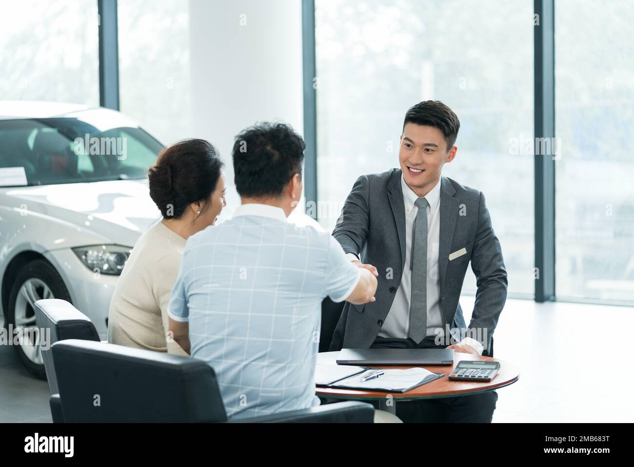 Couples business life hi-res stock photography and images - Alamy