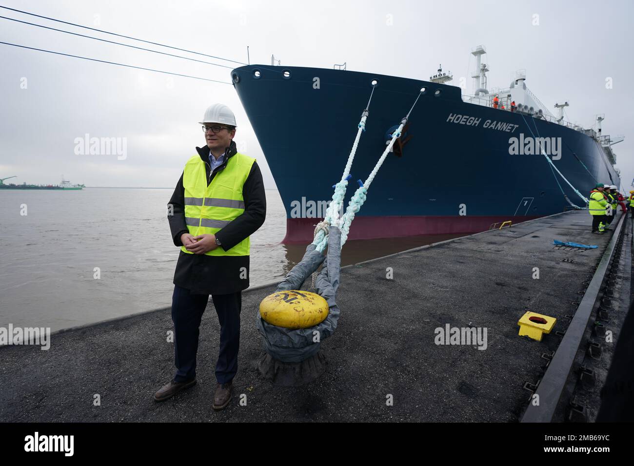 20 January 2023, Schleswig-Holstein, Brunsbüttel: Markus Krebber, CEO ...