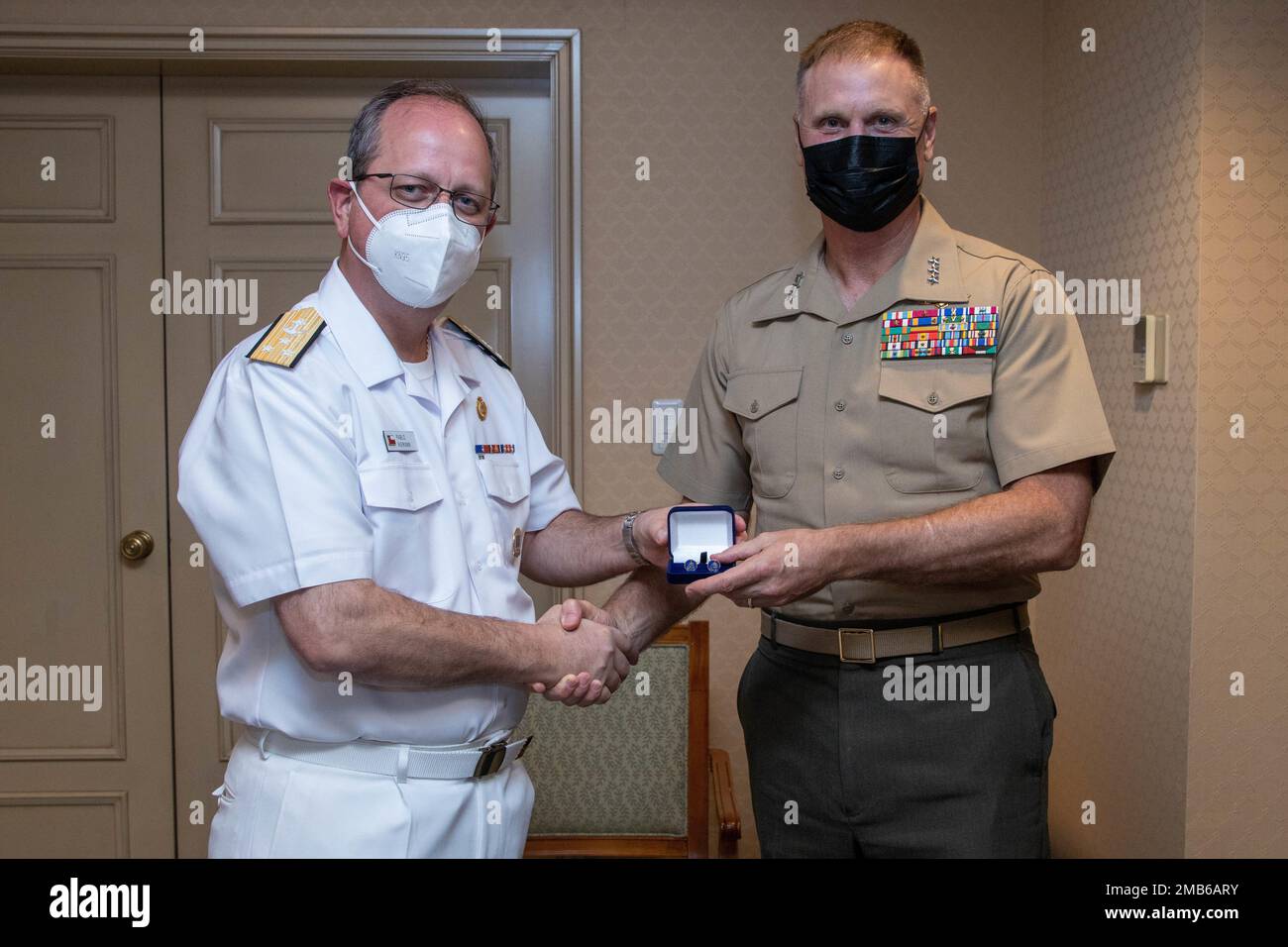 U.S. Marine Corps Lt. Gen. Steven R. Rudder, right, commander, U.S ...