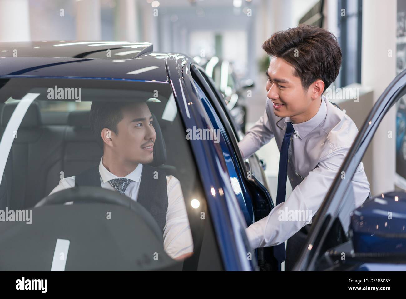 Sitting to standing test hi-res stock photography and images - Alamy