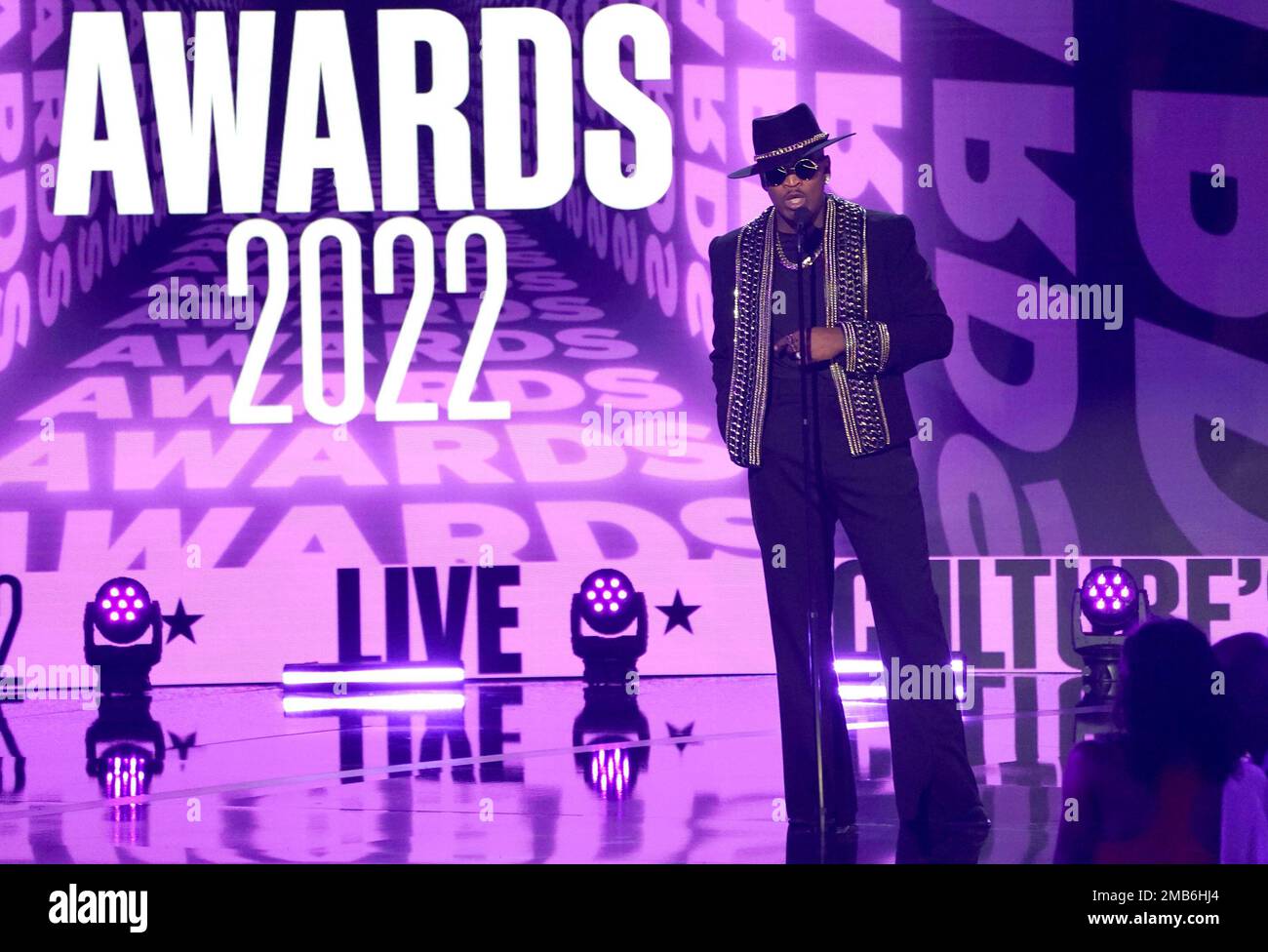 Ne-Yo introduces a performance by Gogo Morrow at the BET Awards on ...