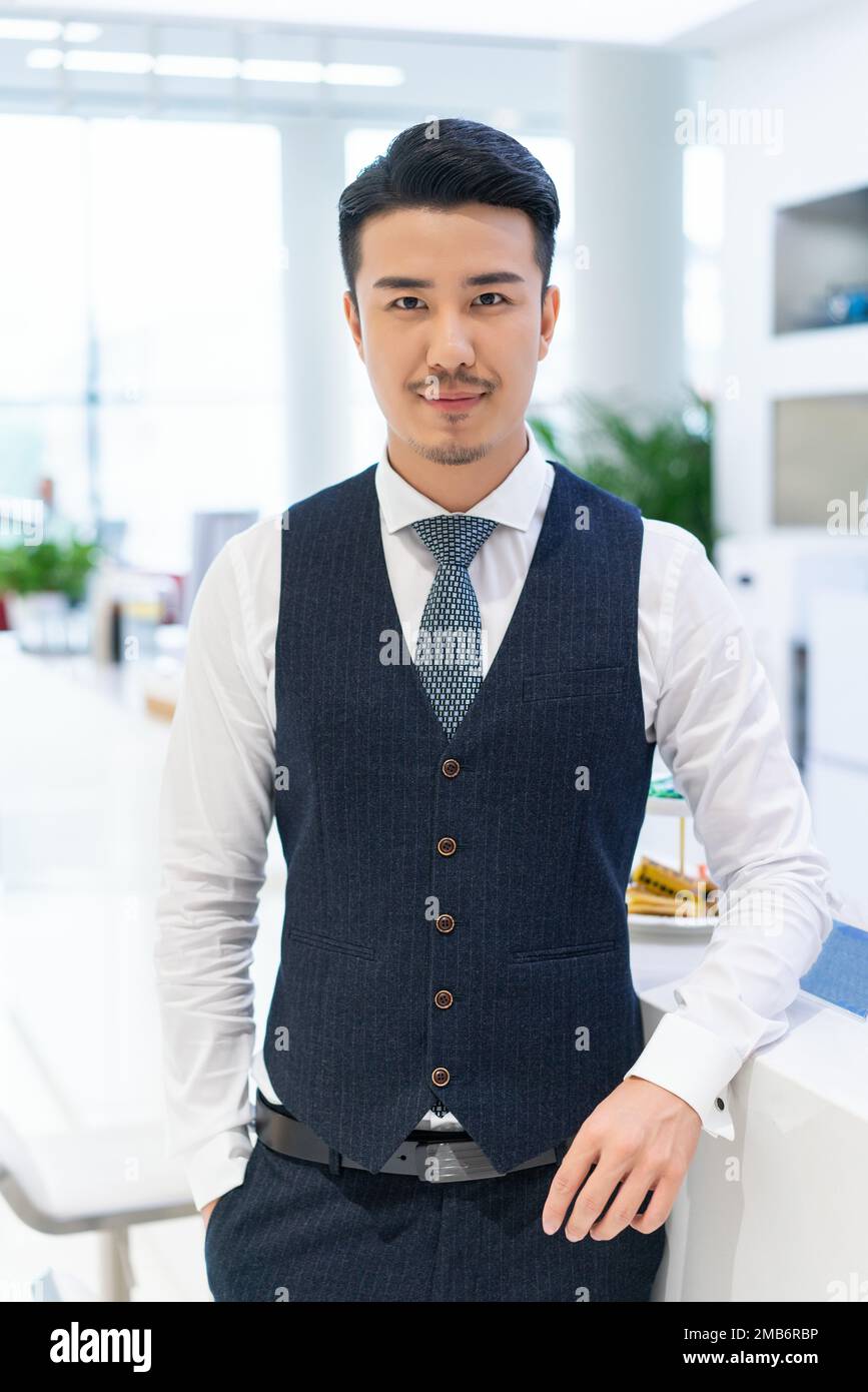 Only suits hi-res stock photography and images - Alamy