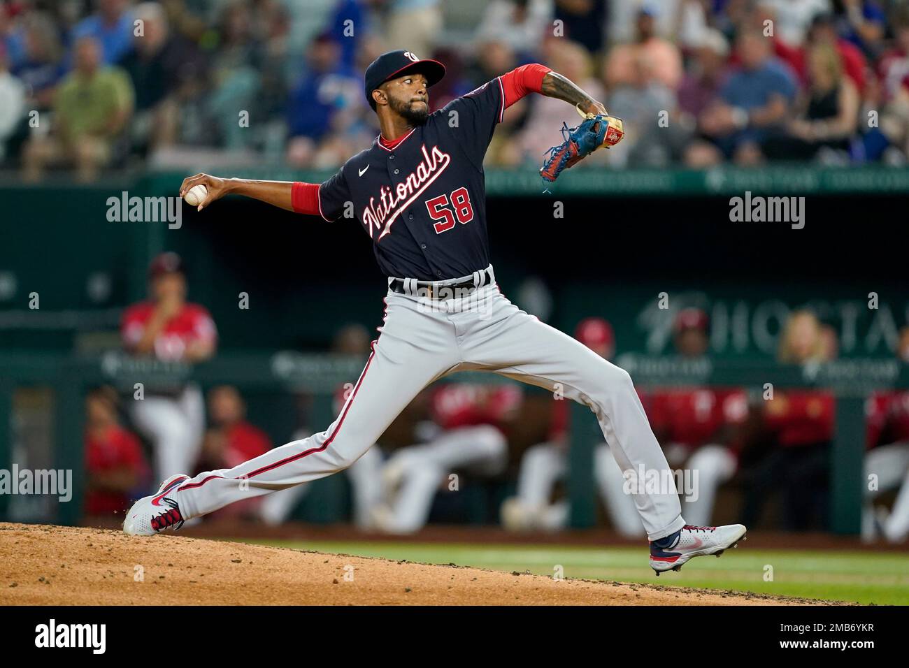 Washington Nationals relief pitcher Carl Edwards Jr. throws to the ...