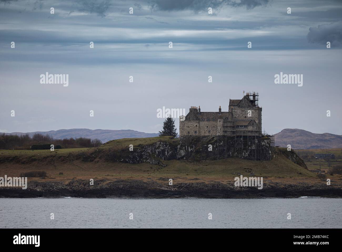 Duart Castle, Isle of Mull, Scotland Stock Photo - Alamy