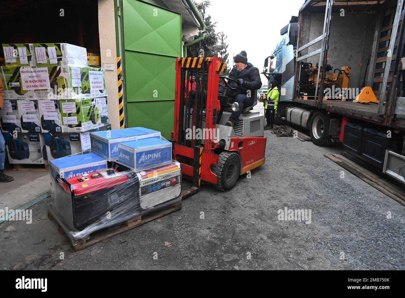 Olomouc, Czech Republic. 20th Jan, 2023. Czech humanitarian help by ...