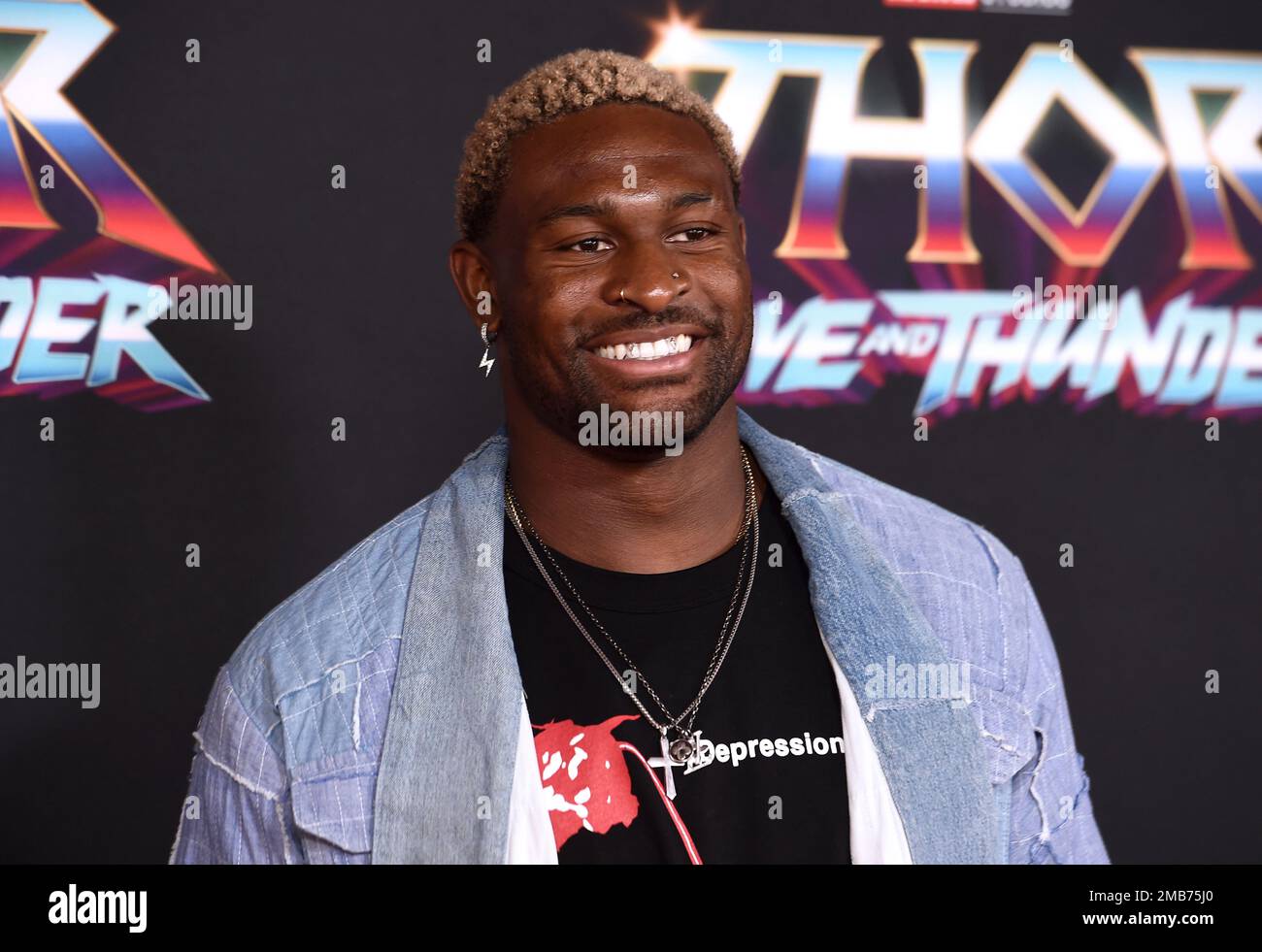 DK Metcalf arrives at the premiere of "Thor: Love and Thunder ...
