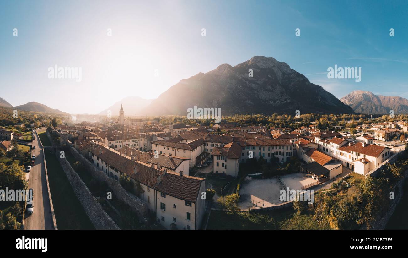 Venzone italy hi-res stock photography and images - Alamy