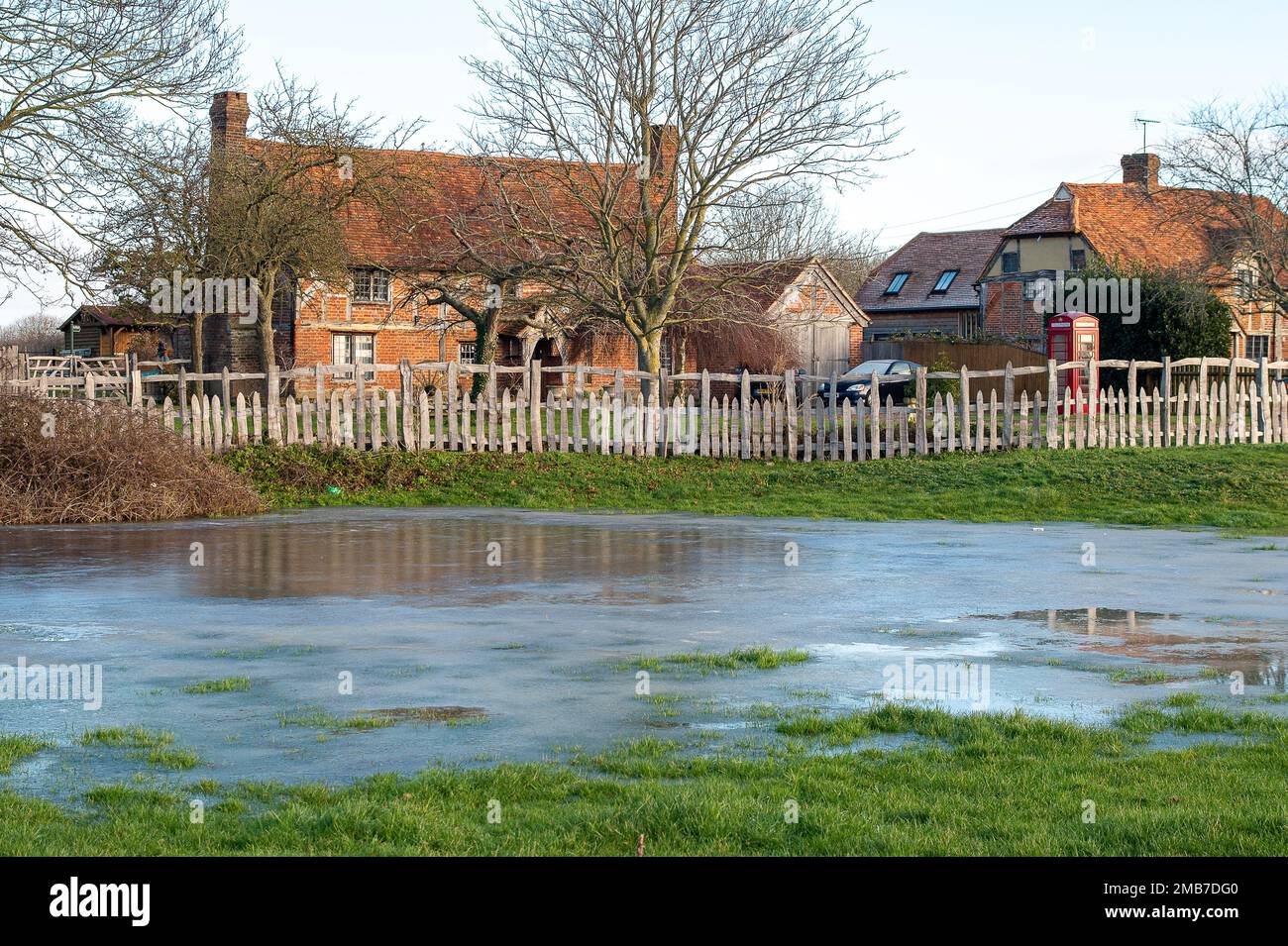 Dorney, Buckinghamshire, UK. 20th January, 2023. Floodwater on the ...