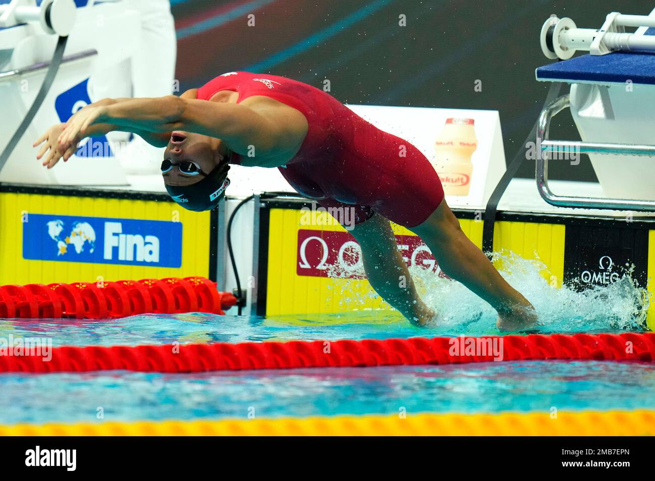 Kylie Masse of Canada starts to the women's 50m backstroke final at the ...