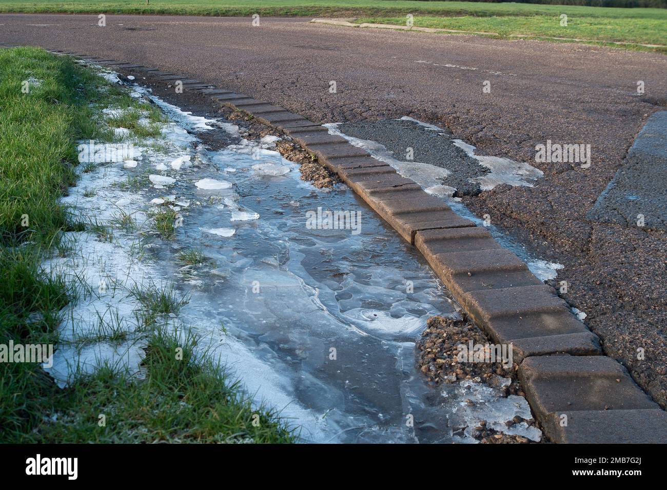 Dorney, Buckinghamshire, UK. 20th January, 2023. Floodwater on the ...