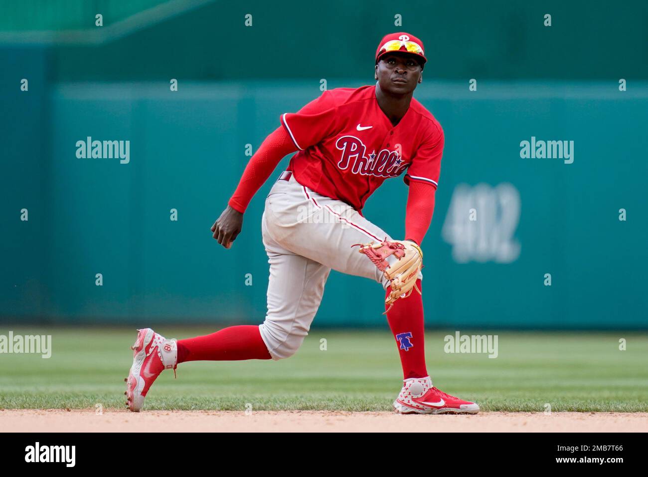 Philadelphia Phillies shortstop Didi Gregorius runs on the field in the ...