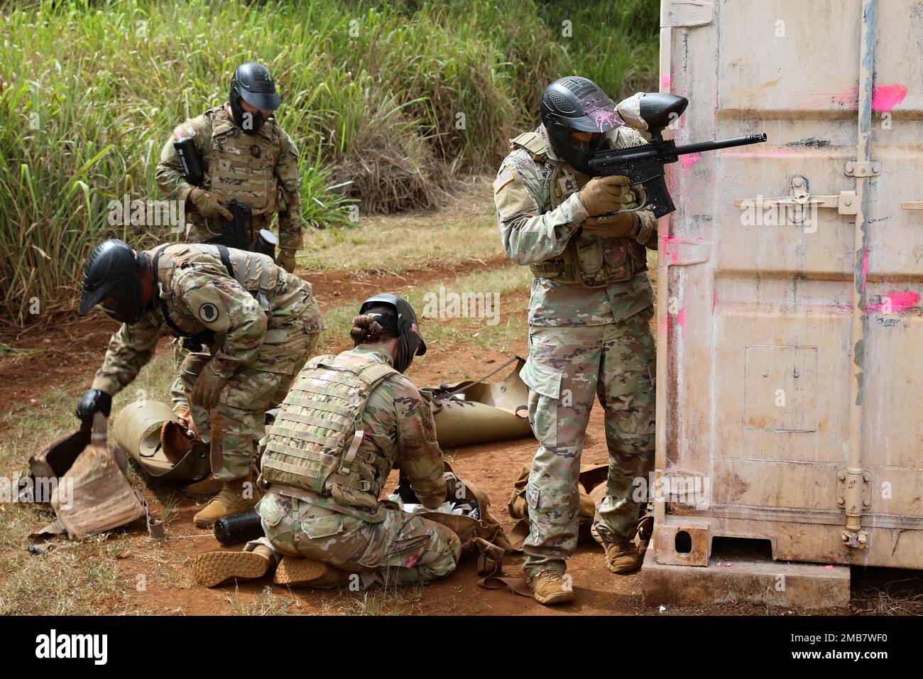 Hiaring hi-res stock photography and images - Alamy