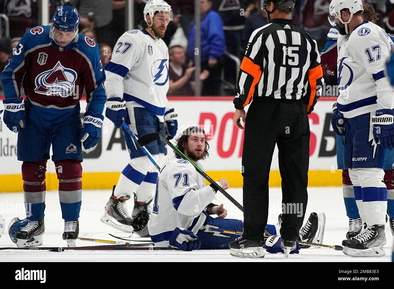 Tampa Bay Lightning center Anthony Cirelli (71) looks up after a fight ...