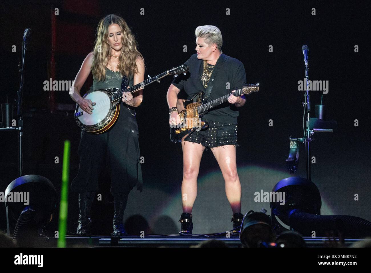 Emily Robison, left, and Natalie Maines of The Chicks perform at the ...