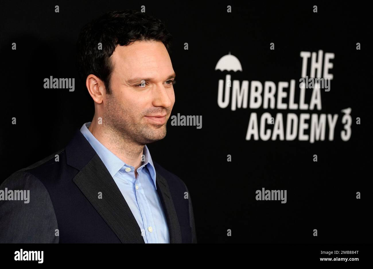 Jake Epstein poses at the season three premiere of the Netflix show ...