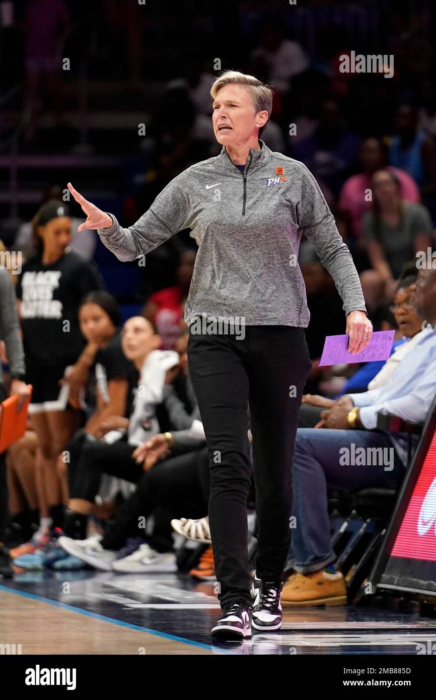 Phoenix Mercury head coach Vanessa Nygaard instructs her team in the ...