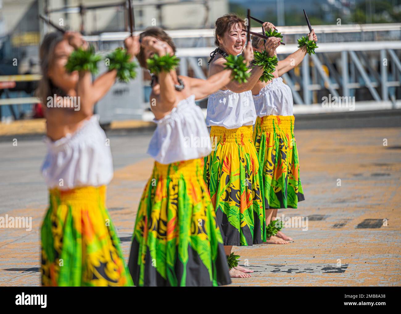220613-N-KN989-1001 JOINT BASE PEARL HARBOR-HICKAM (June 13, 2022) Hula ...
