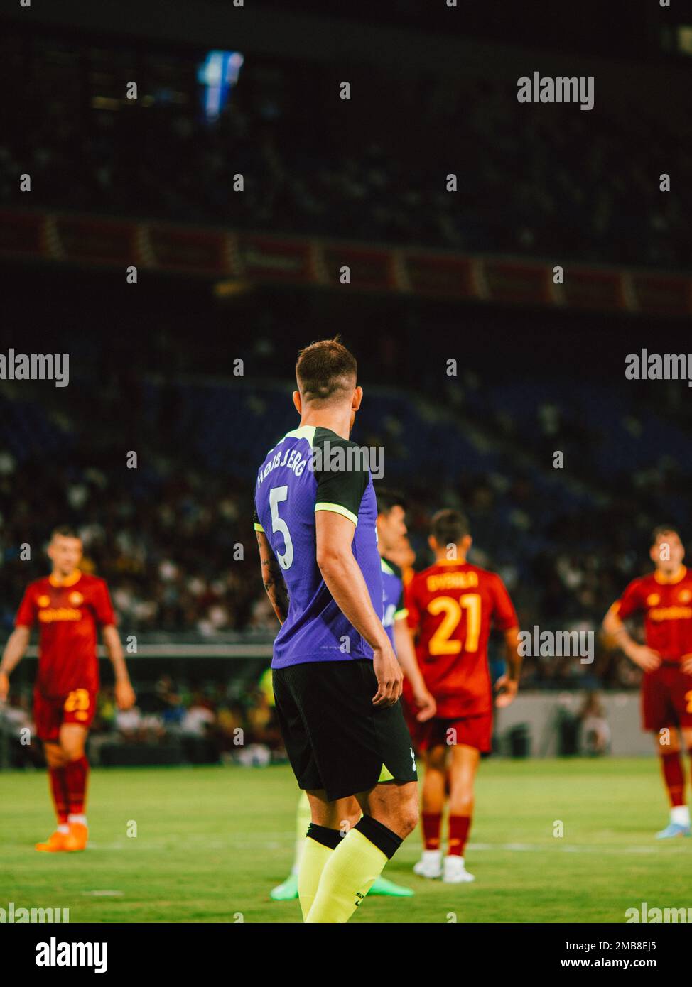 Tottenham Hotspur/Spurs vs Roma FC, Tel Aviv Stock Photo - Alamy