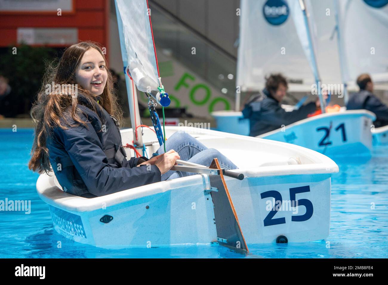 Learn to sail at Boot in Hall 15, the boat model Lina makes a touring ...